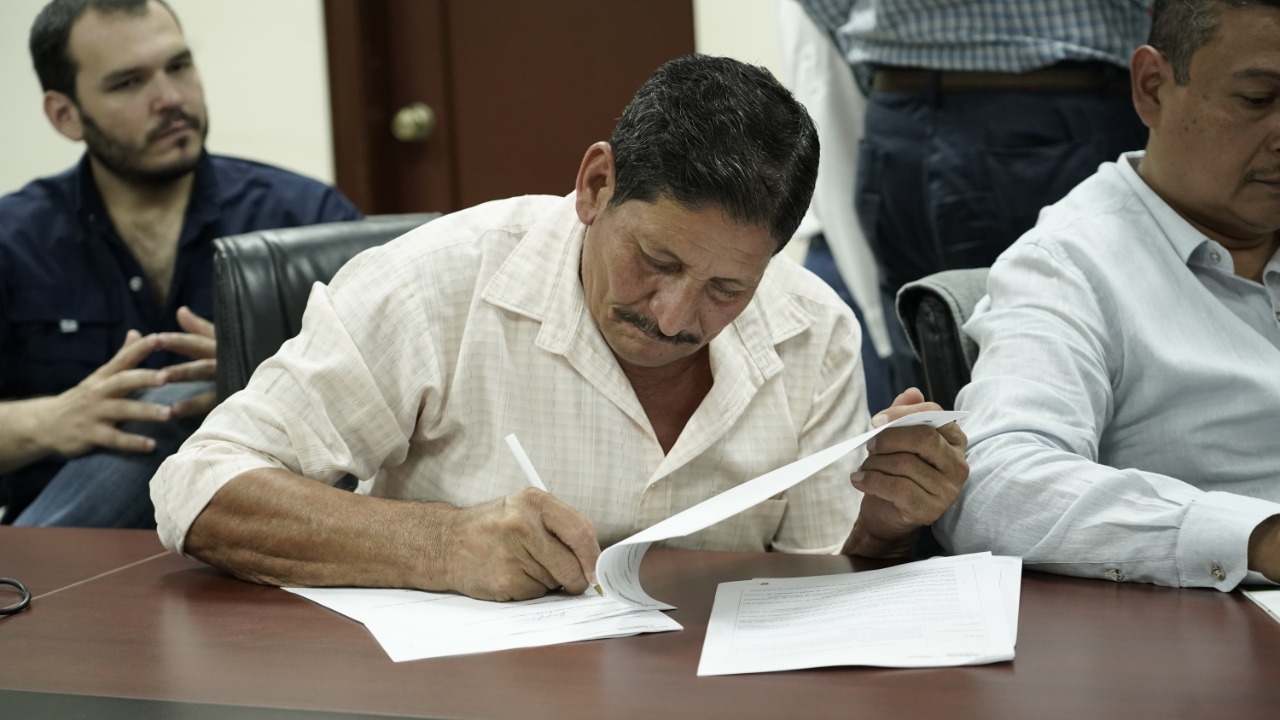 En USD 30 se fijó el precio mínimo de sustentación del quintal de soya ...